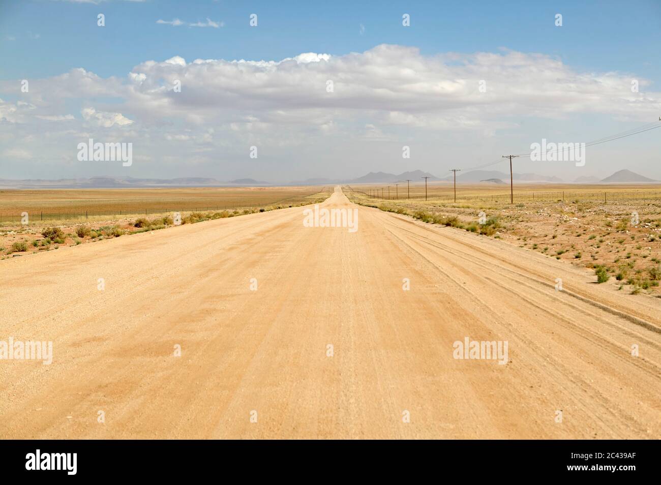 Dusty street hi-res stock photography and images - Alamy