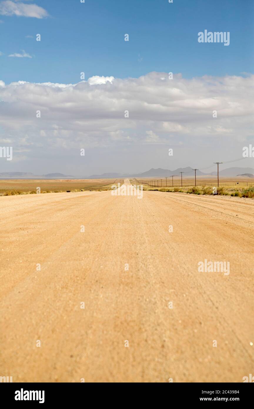 Dusty street hi-res stock photography and images - Alamy