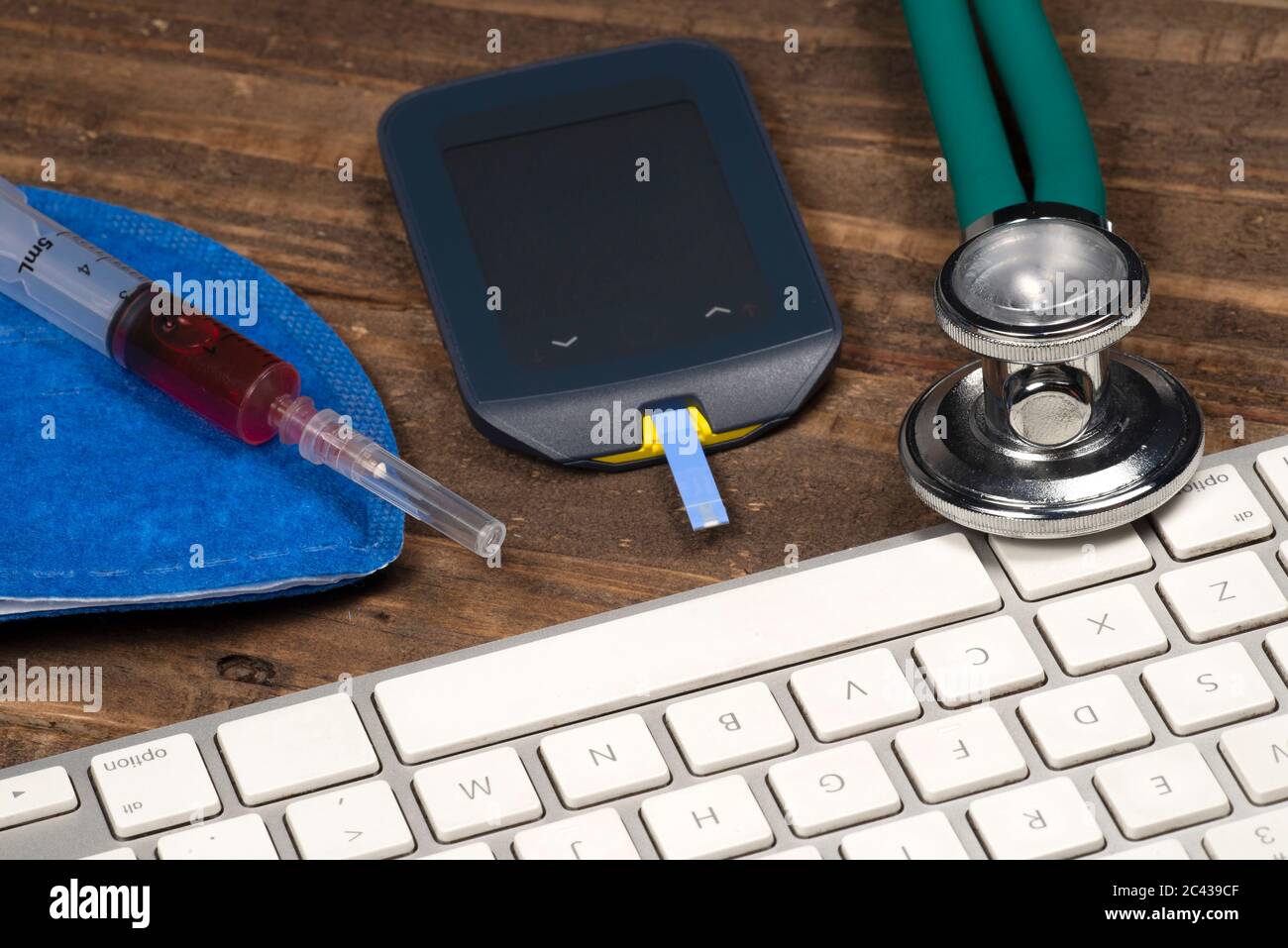 Glucose meter stethoscope mask hi-res stock photography and images - Alamy