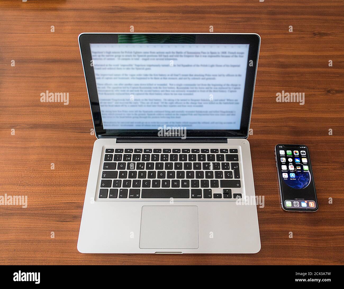 Laptop and smartphone Stock Photo - Alamy