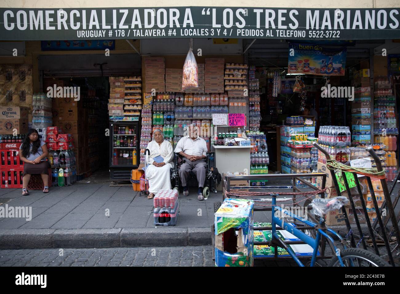 Mexican shop front hi-res stock photography and images - Alamy