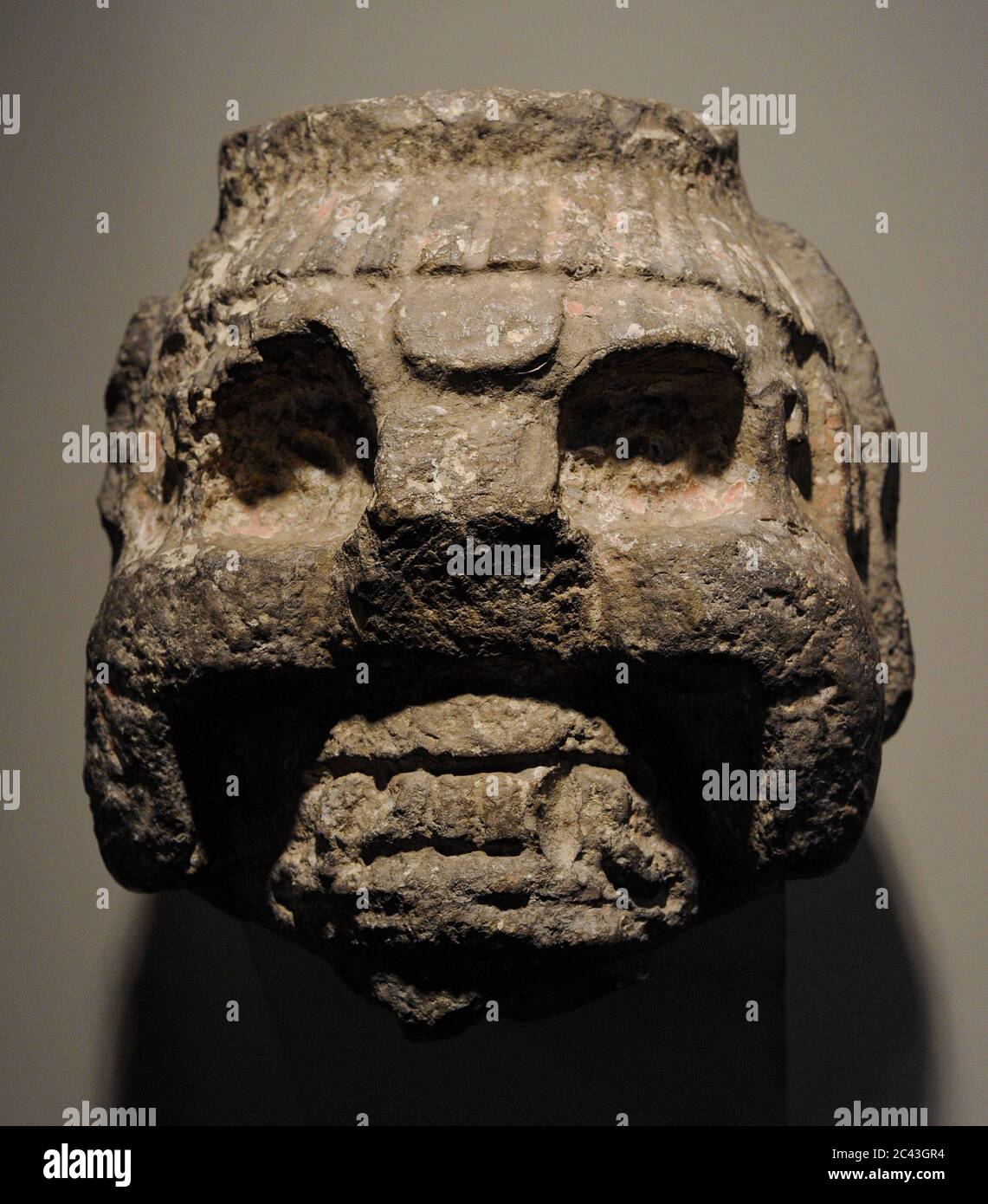 Cabeza de piedra maya hi-res stock photography and images - Alamy