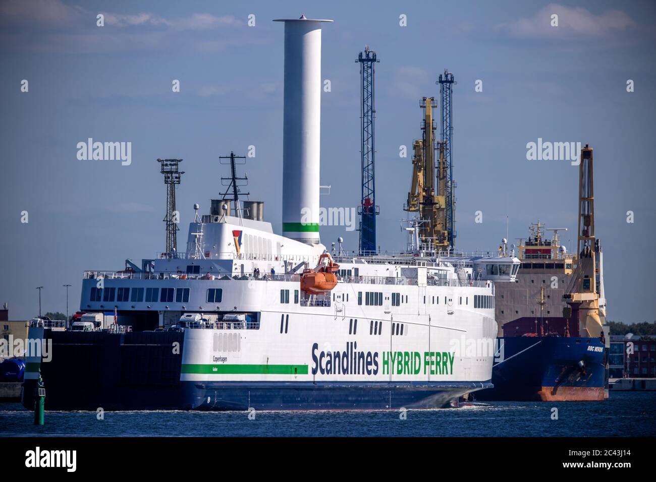 Rotor ship with flettner rotor hi-res stock photography and images - Alamy