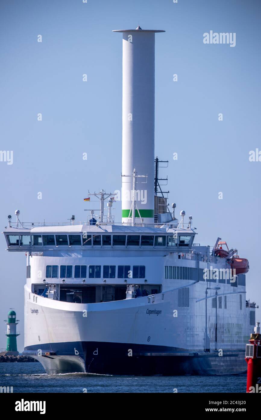 Hybrid ferry hi-res stock photography and images - Alamy