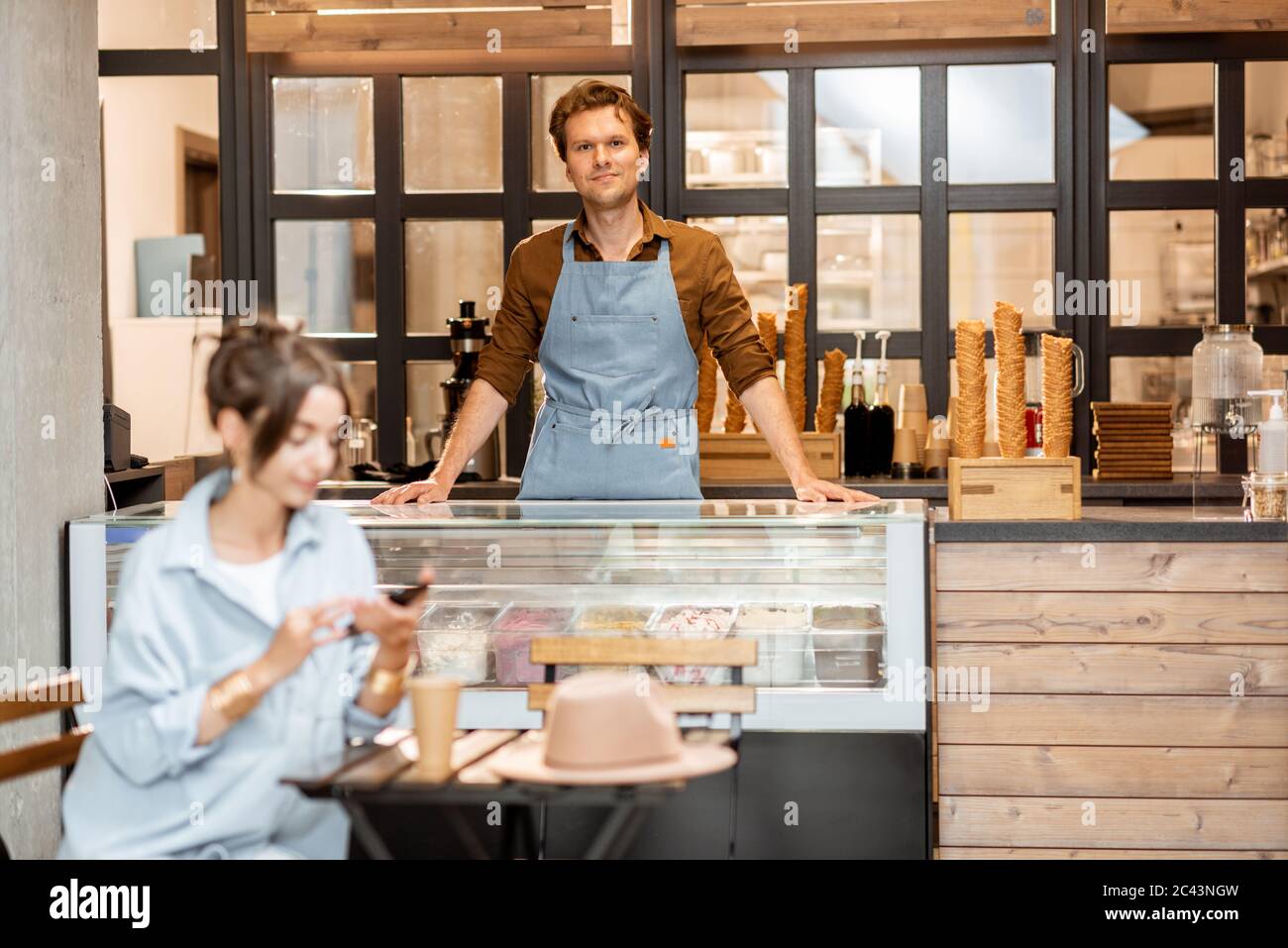 Customer cafeteria hi-res stock photography and images - Alamy