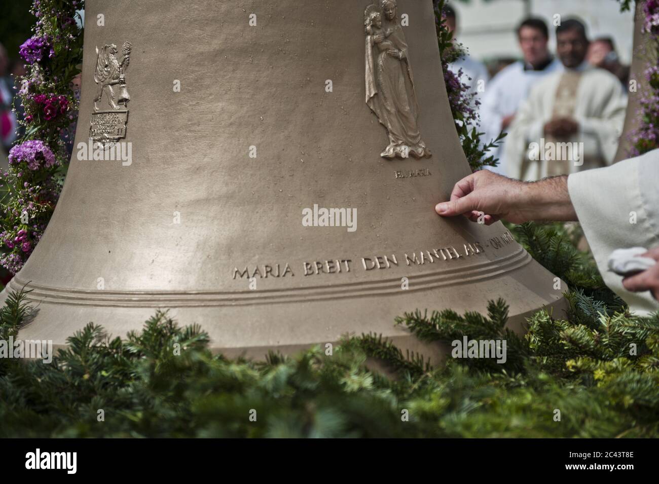 Consecration parade hi-res stock photography and images - Alamy