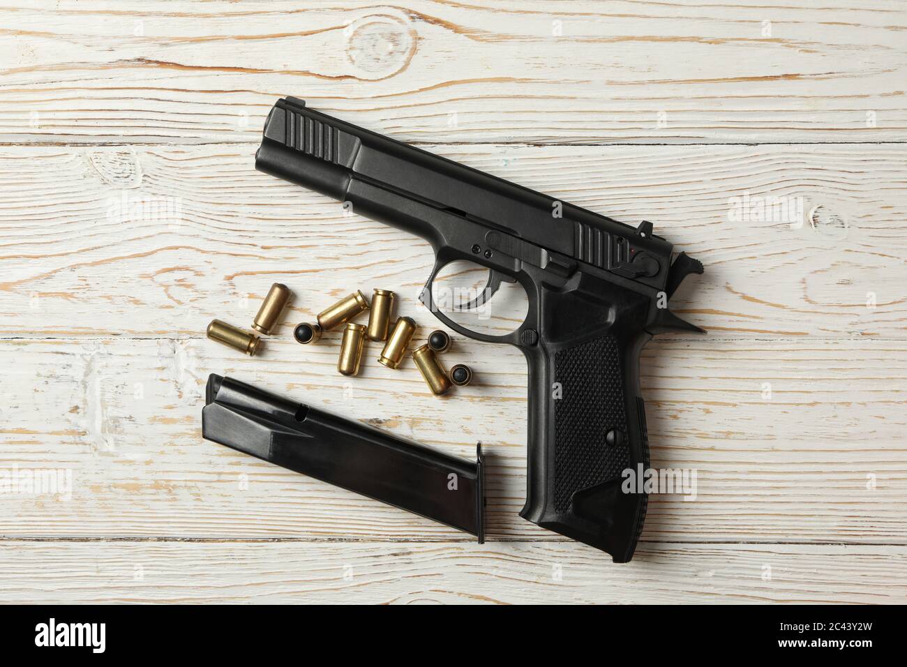 Rubber bullet handgun hi-res stock photography and images - Alamy