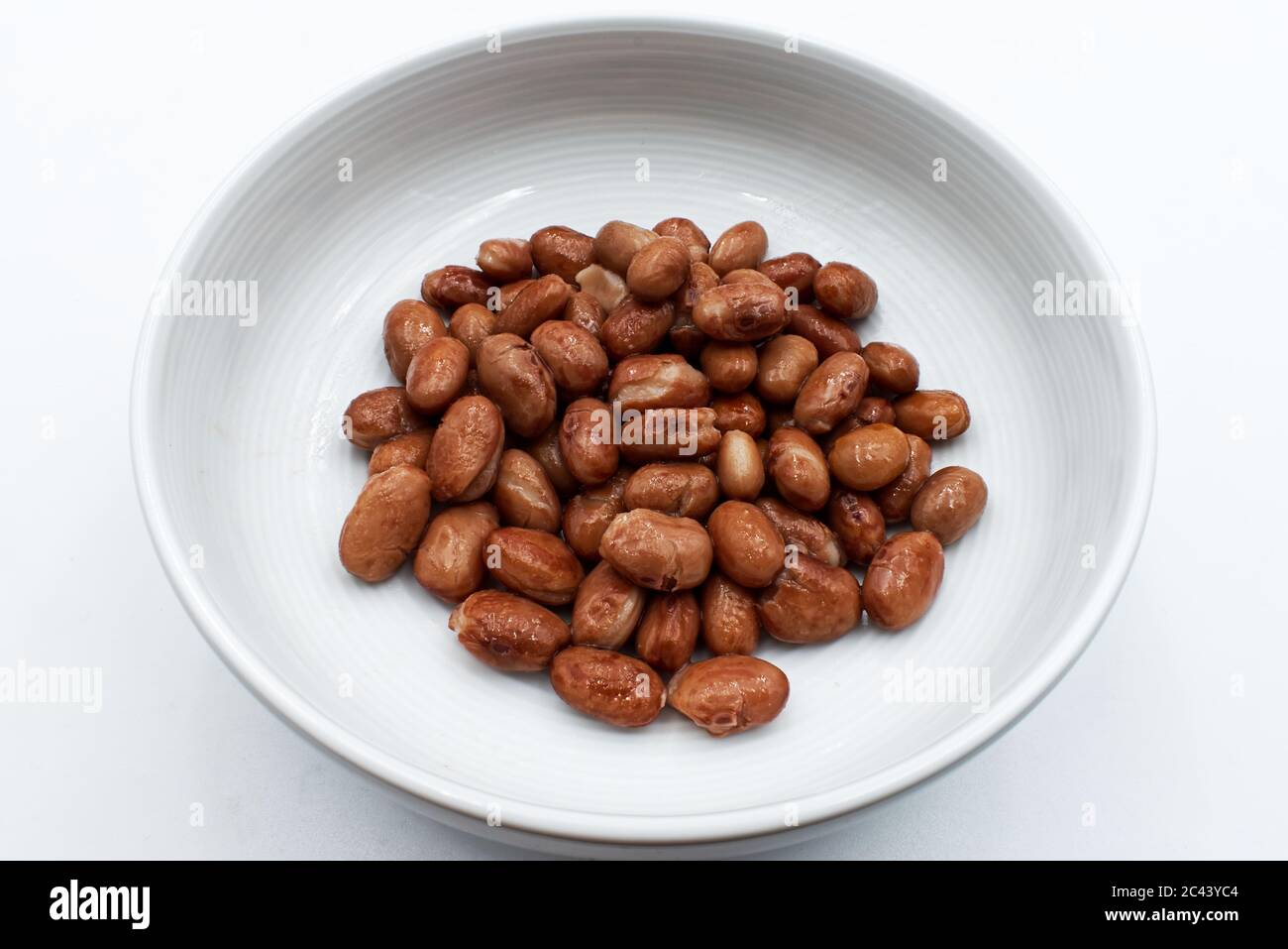 Baked italian borlotti beans in a bowl, isolated on white Stock Photo ...