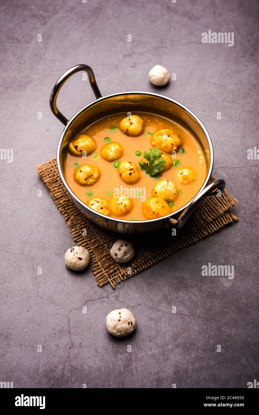 Phool Makhana Matar Gravy Sabzi or Lotus Seeds peas curry is an Indian ...