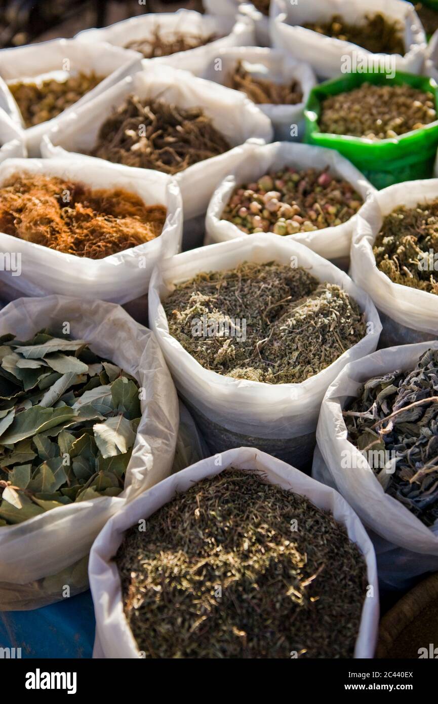 Herbs in an oriental market Stock Photo - Alamy