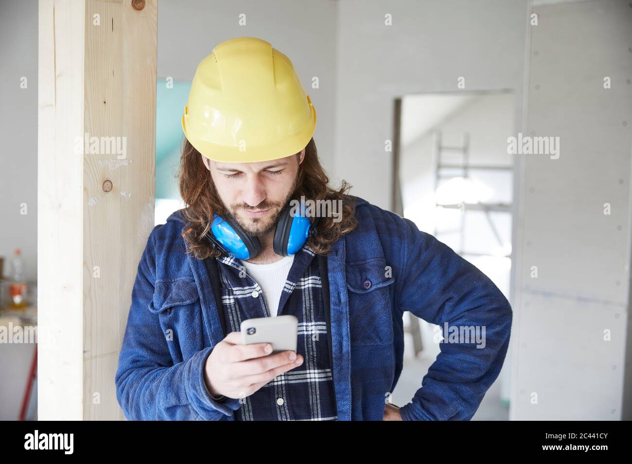 Portrait construction worker using hi-res stock photography and images ...