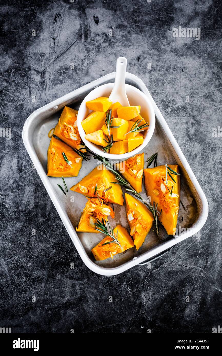Overhead view of slices and chopped pumpkin Stock Photo - Alamy