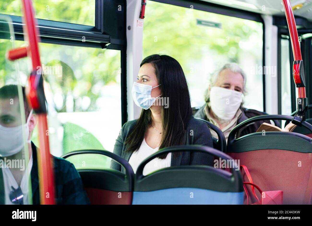 Looking out bus window hi-res stock photography and images - Alamy