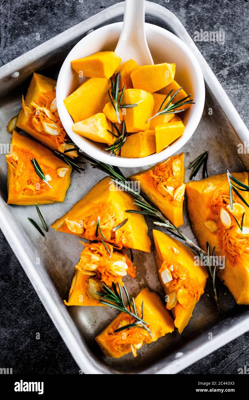 Overhead view of slices and chopped pumpkin Stock Photo - Alamy