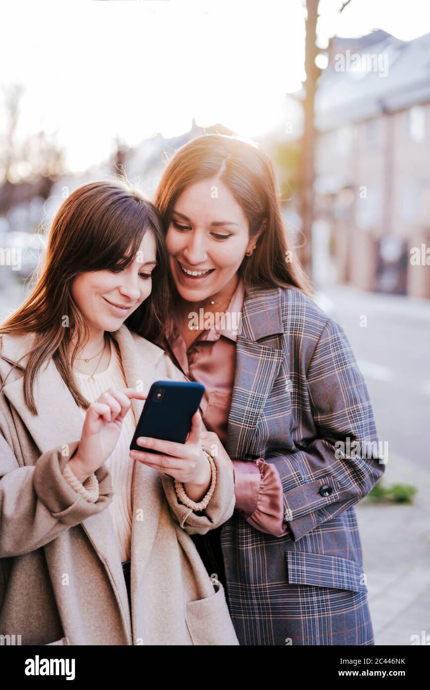 Portrait two best friends hi-res stock photography and images - Alamy