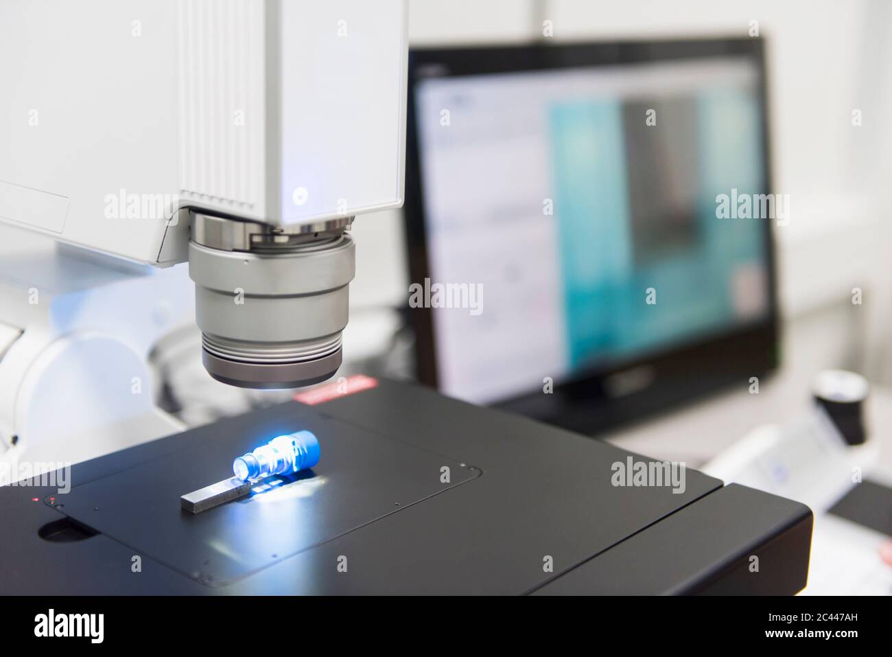 Make up machine hi-res stock photography and images - Alamy