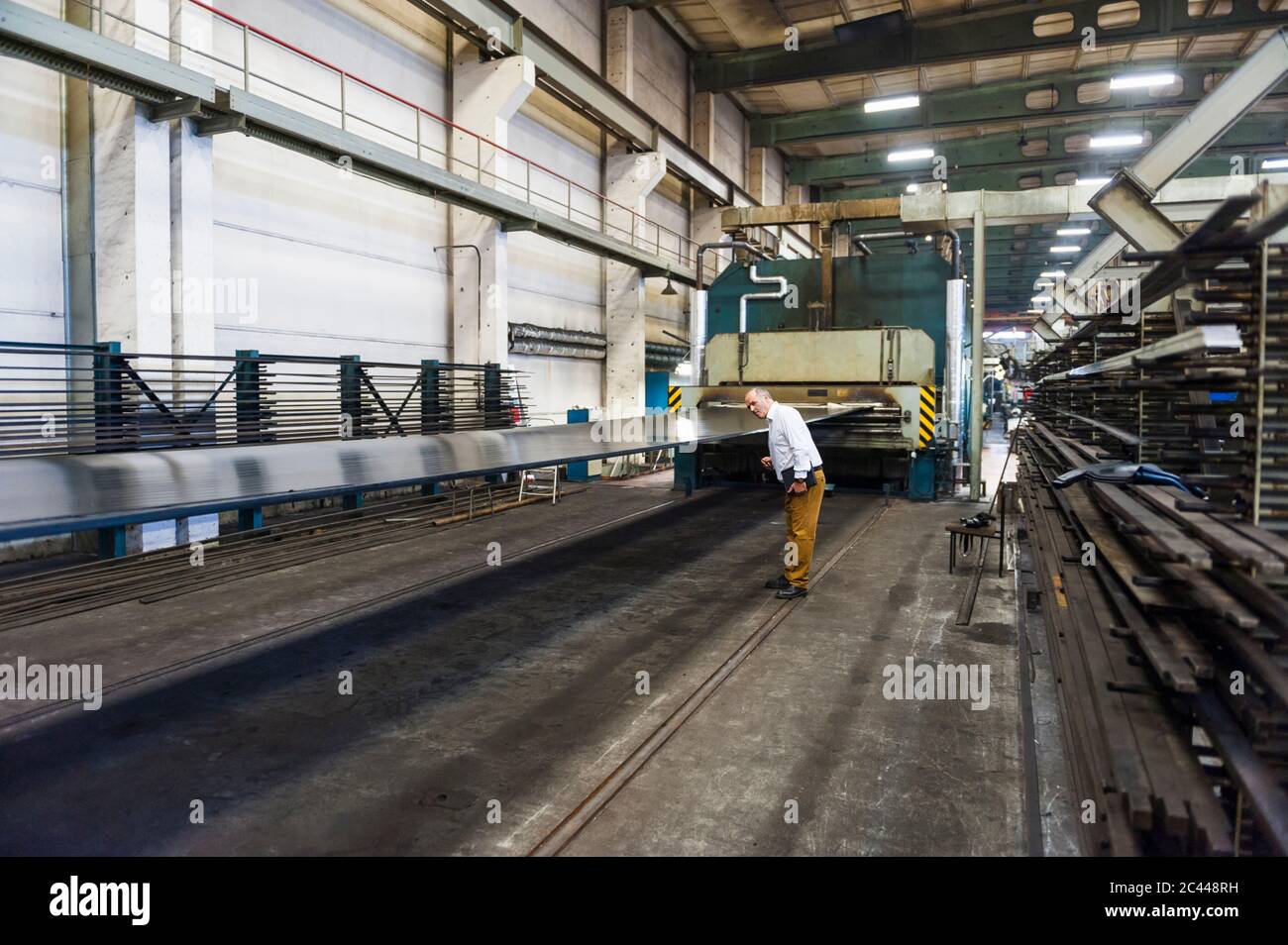 Businessman processing hi-res stock photography and images - Alamy