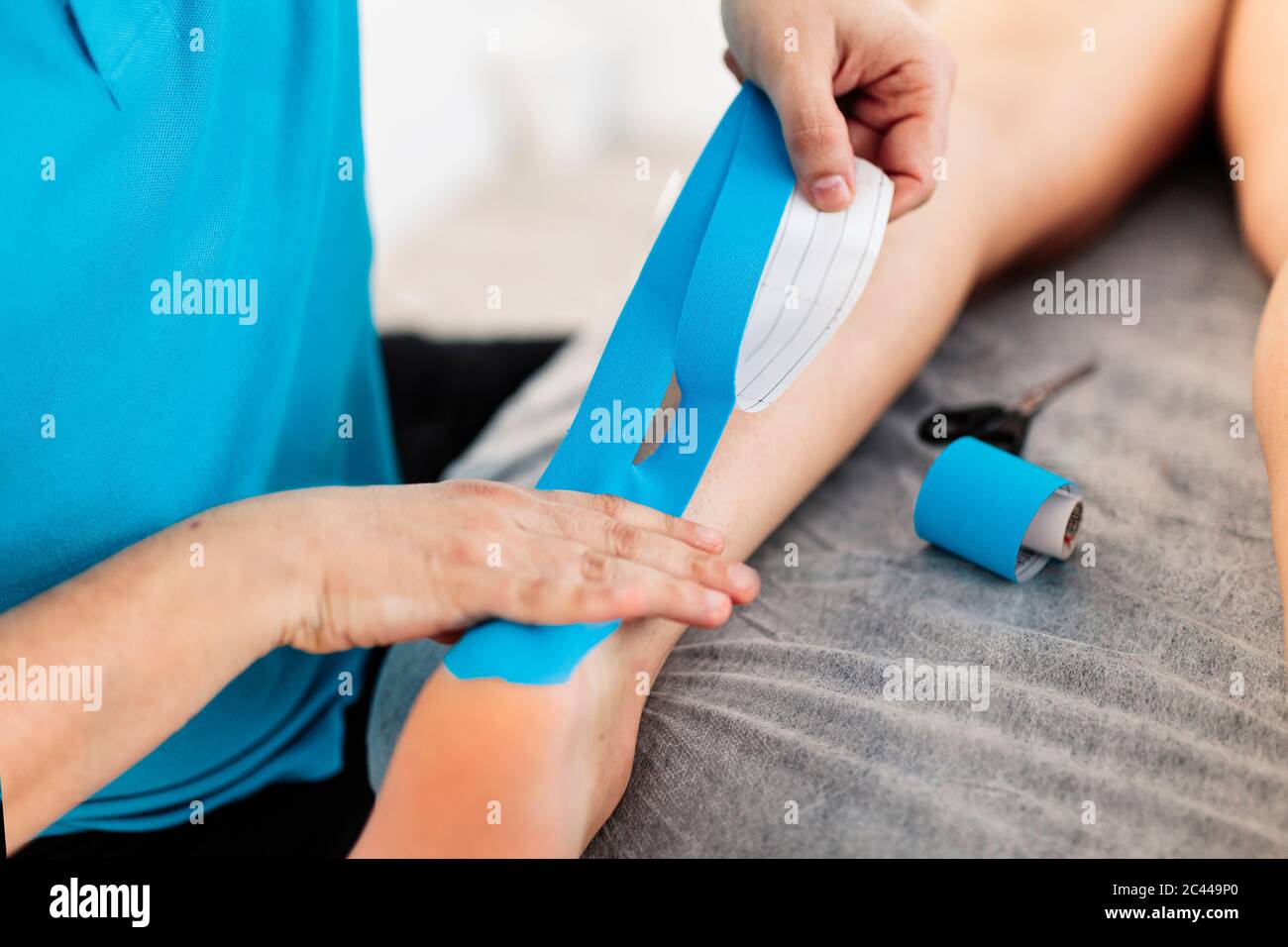 Kinesio tape hi-res stock photography and images - Alamy