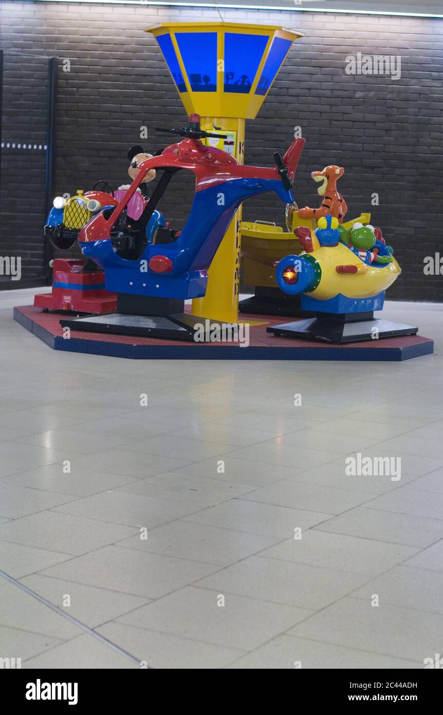 Hanover airport hi-res stock photography and images - Alamy