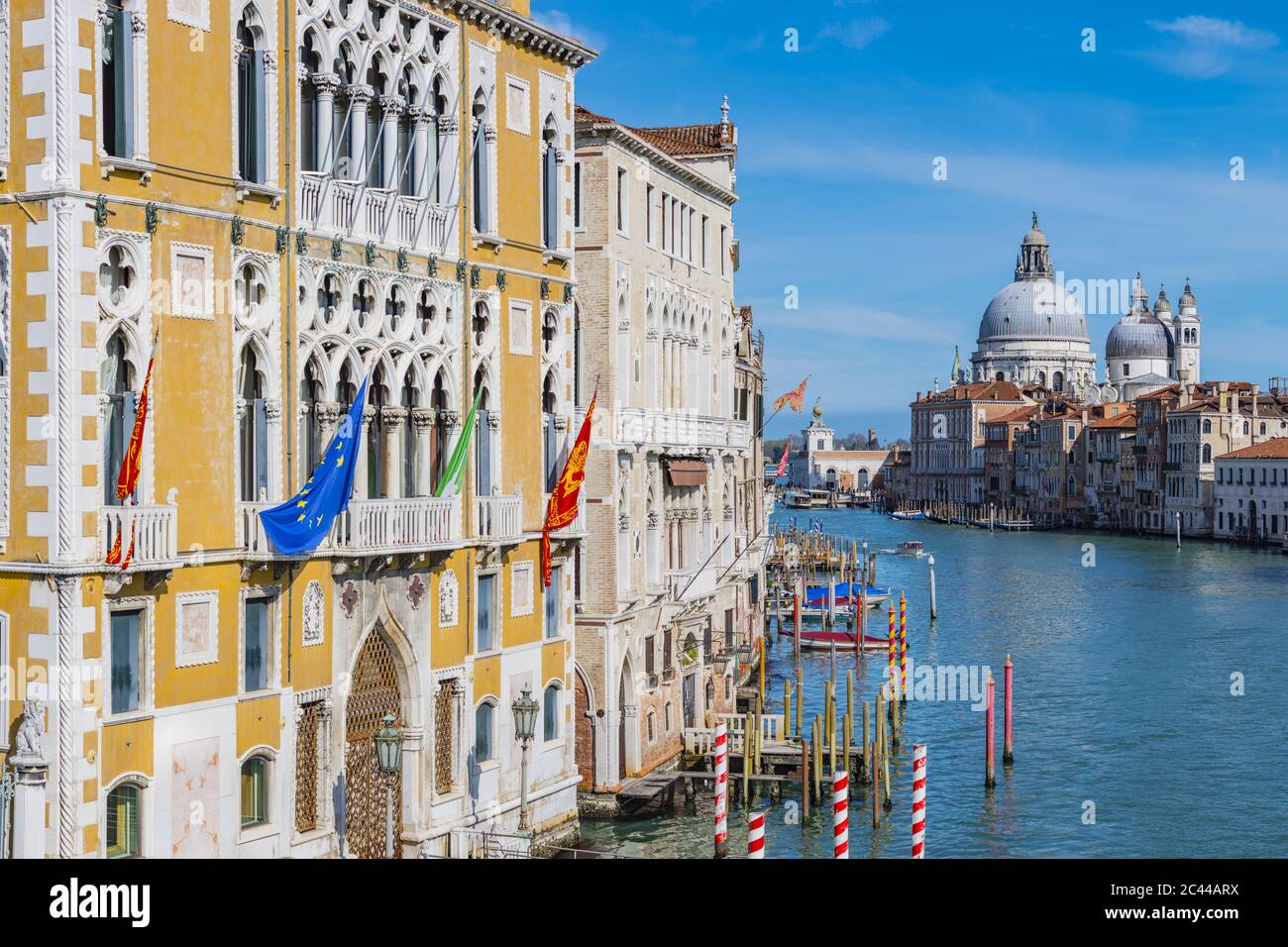 Renaissance styled dome hi-res stock photography and images - Alamy