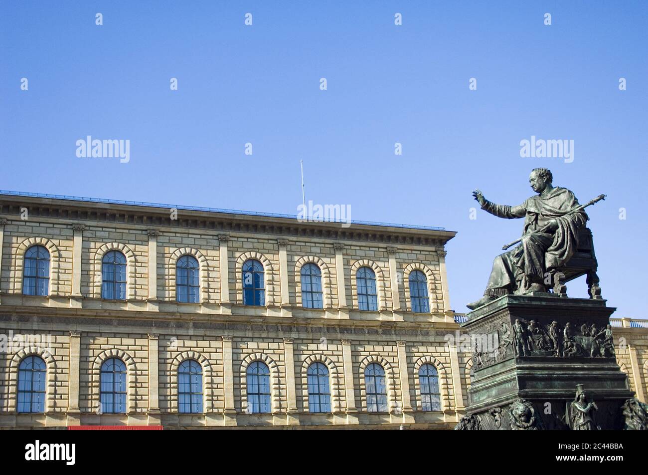 Residenztheater hi-res stock photography and images - Alamy