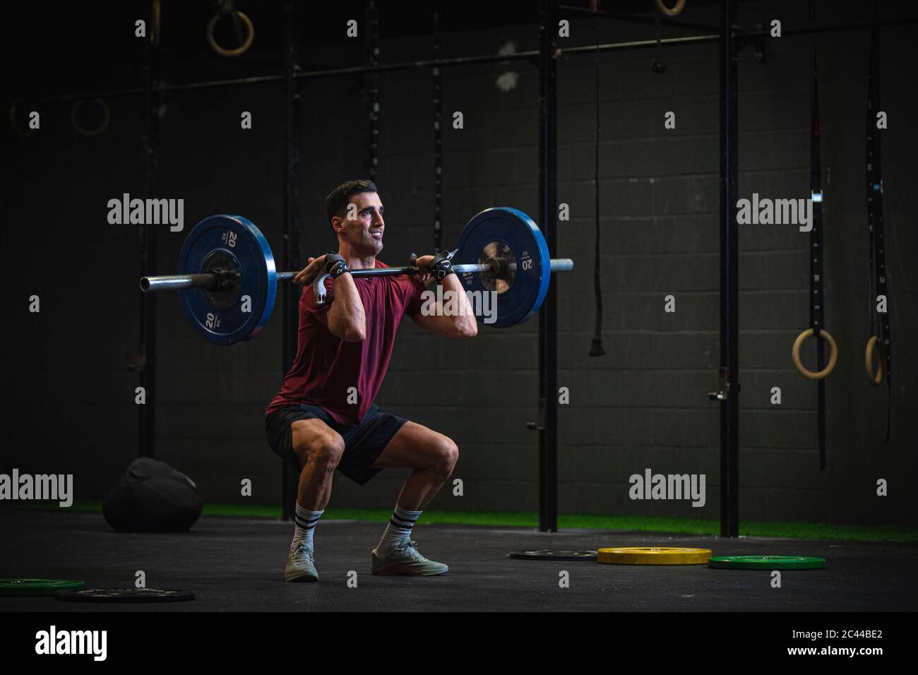 Squat man hi-res stock photography and images - Alamy
