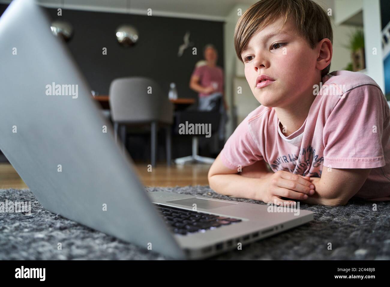 Children floor laptop hi-res stock photography and images - Alamy
