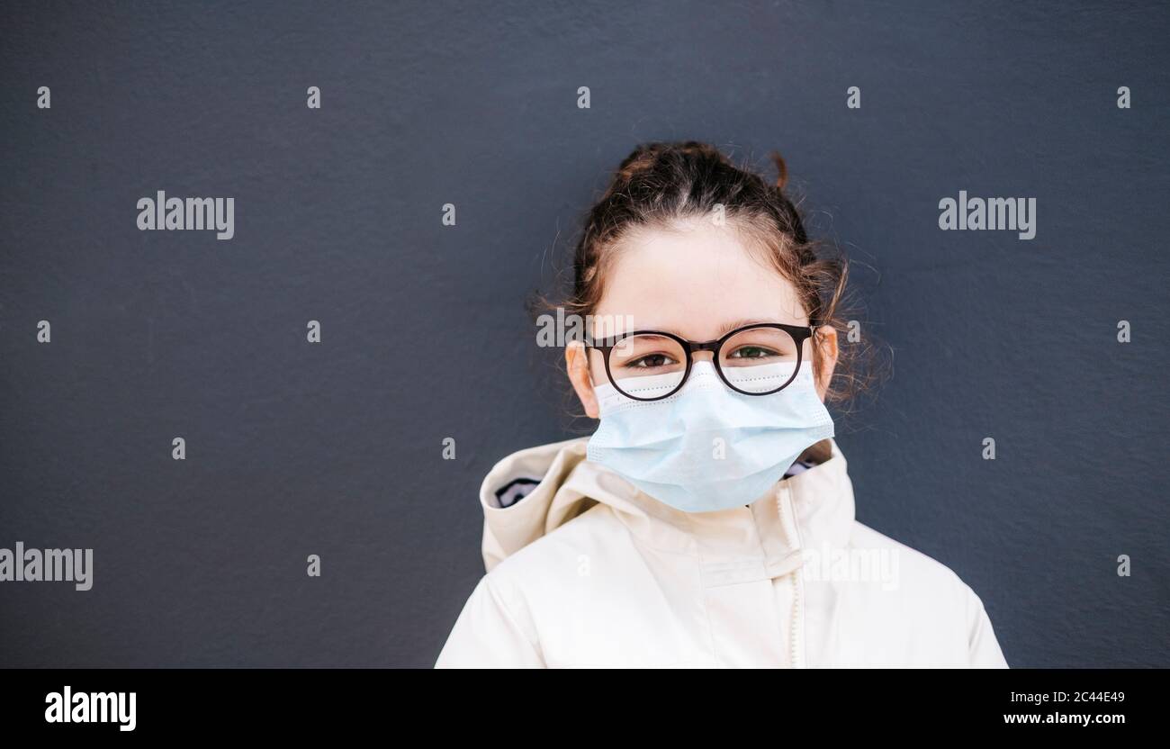 Dark blue mask hi-res stock photography and images - Alamy