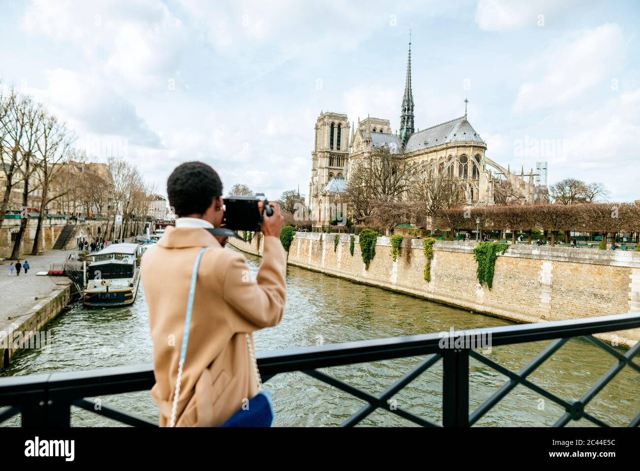 Photography camera paris hi-res stock photography and images - Alamy