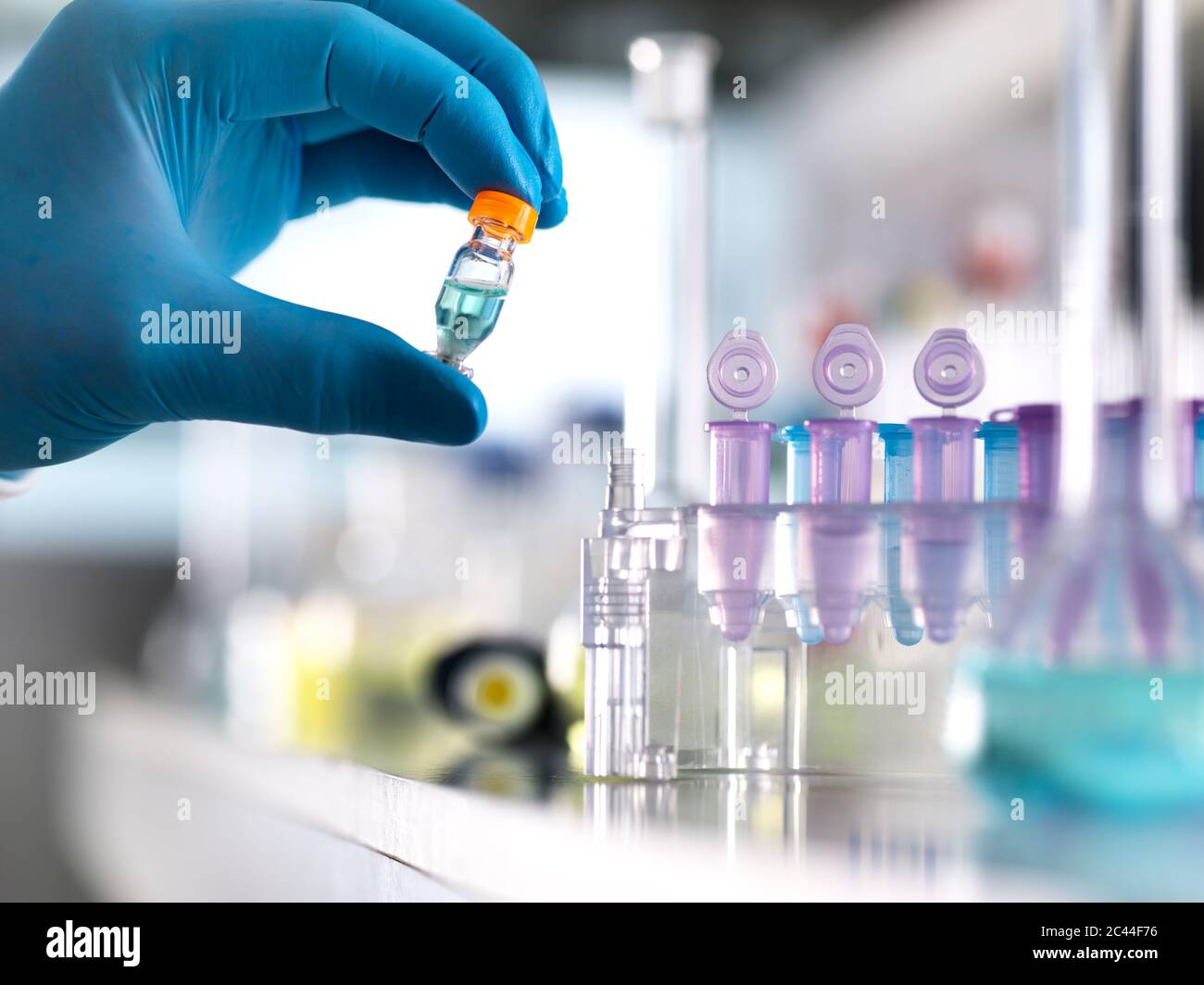 Physical chemical laboratory hi-res stock photography and images - Alamy
