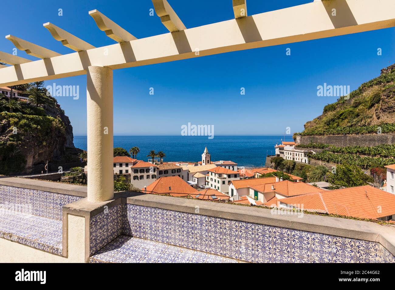 Portugal, Madeira Island, Ribeira Brava, Ponta do Sol, View of town and ...