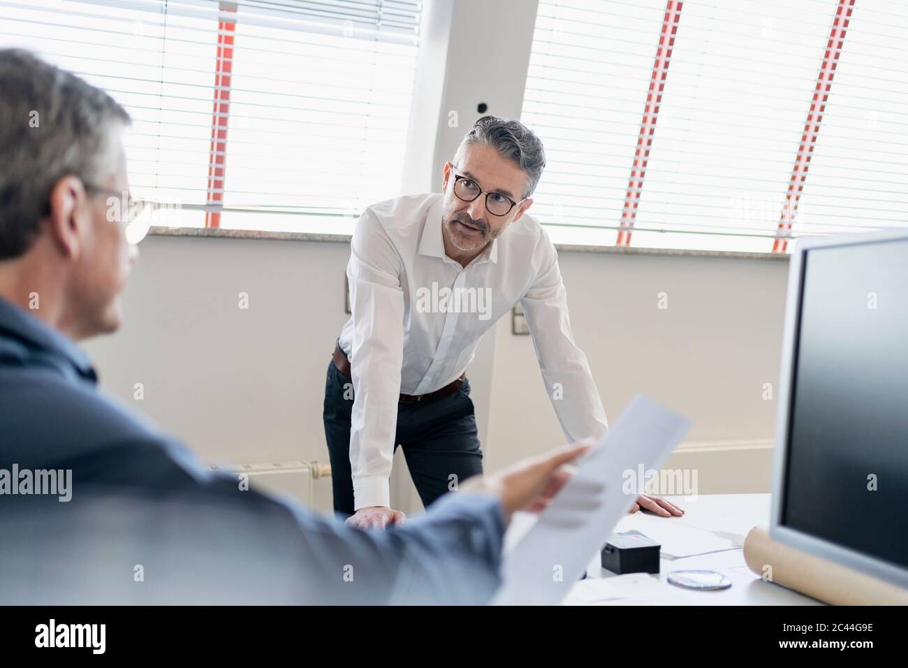Professional desk hi-res stock photography and images - Alamy