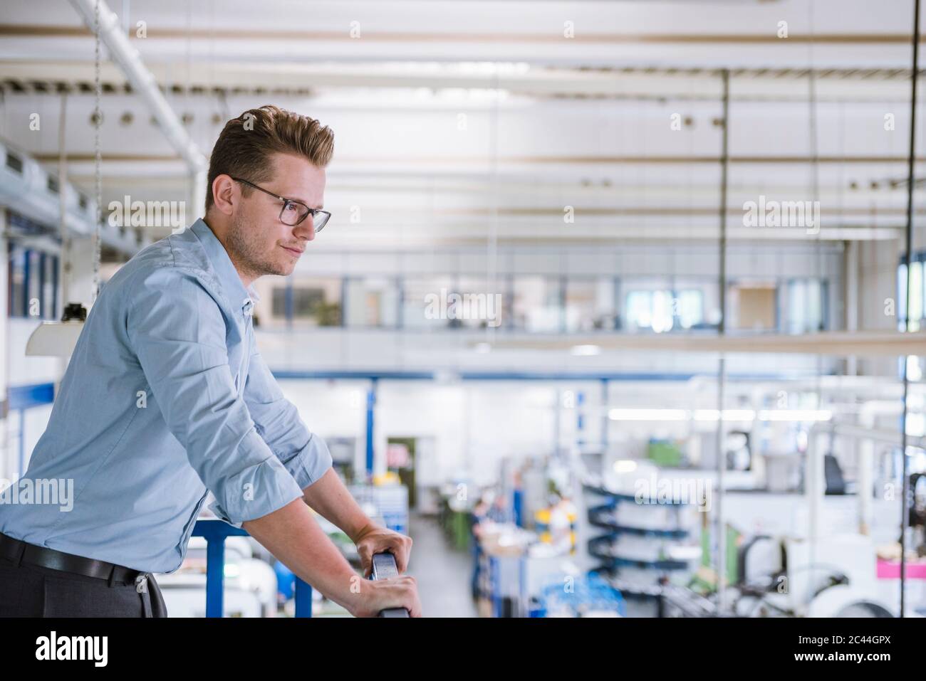 Business one on factory floor hi-res stock photography and images - Alamy