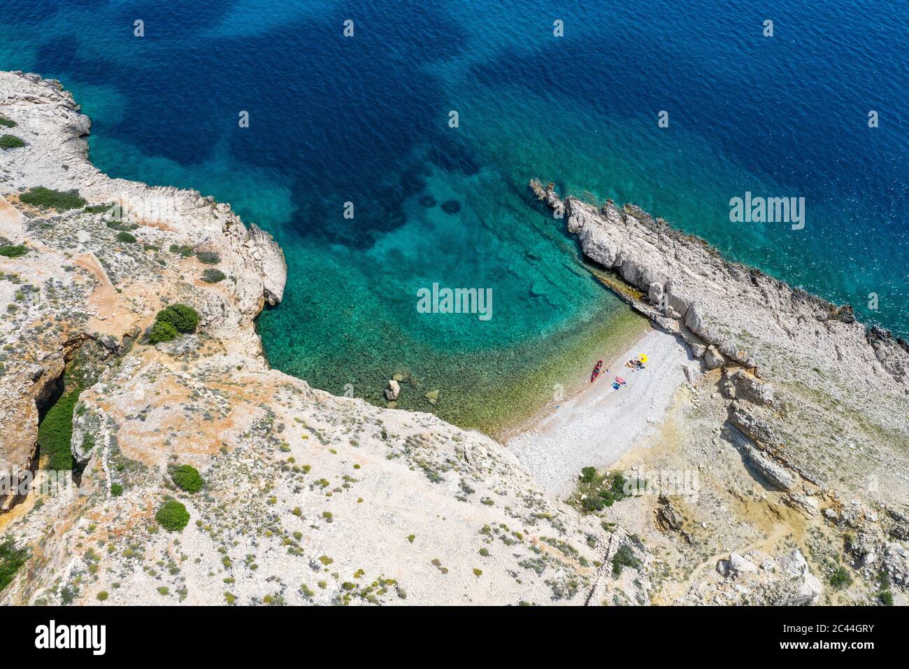 Beautiful beach from above island hi-res stock photography and images ...