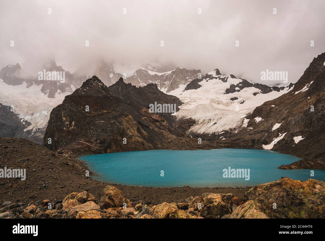 Small alpine hi-res stock photography and images - Alamy