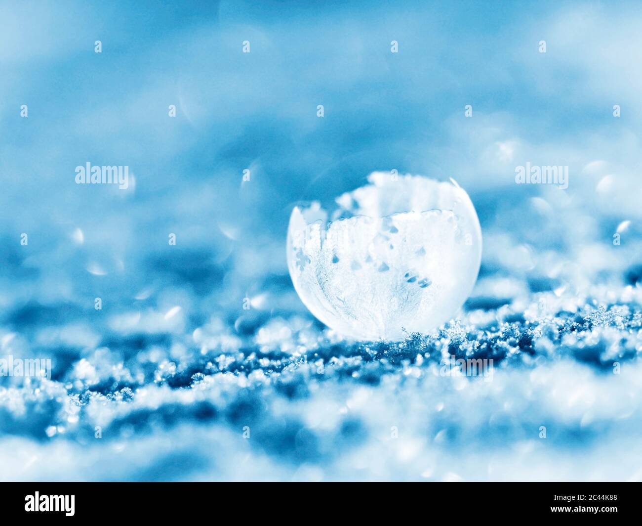 Frosted bubble in winter Stock Photo - Alamy