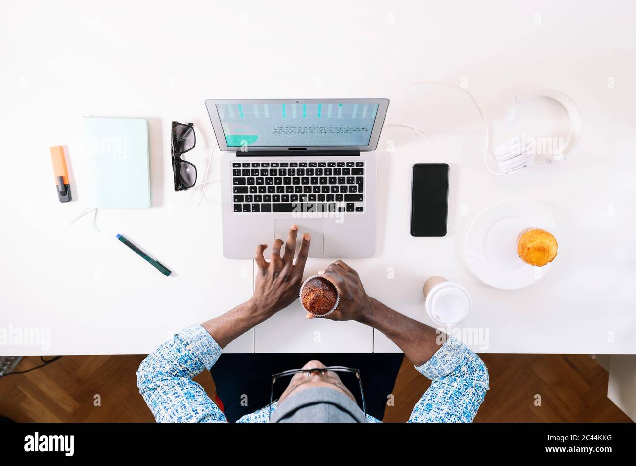 Muffin man hi-res stock photography and images - Alamy