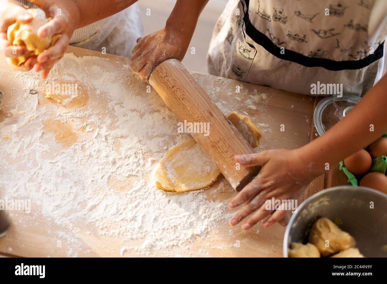 Rolling out the pastry hi-res stock photography and images - Alamy