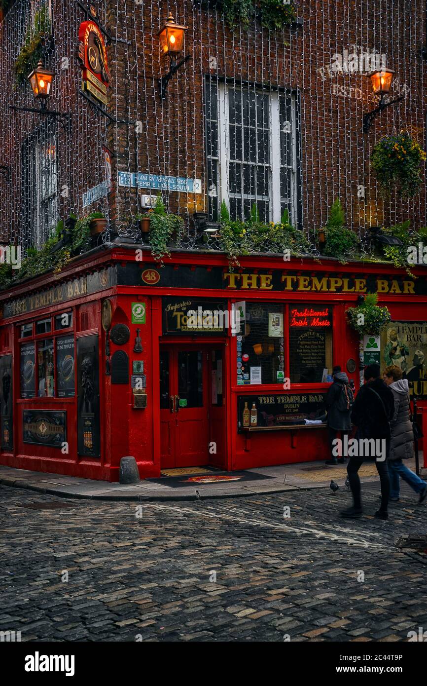 Trendy bar signs hi-res stock photography and images - Alamy