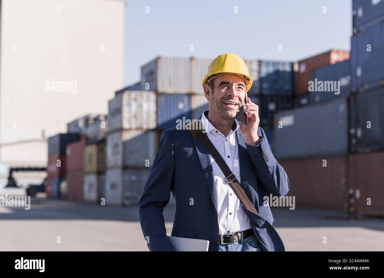 50 containers hi-res stock photography and images - Alamy