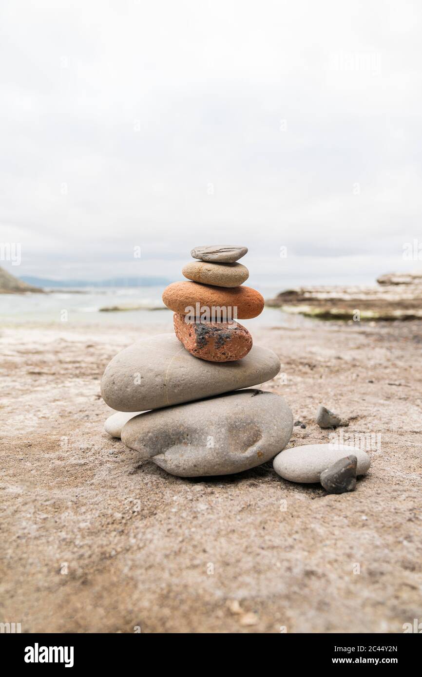 Stack of rocks hi-res stock photography and images - Alamy