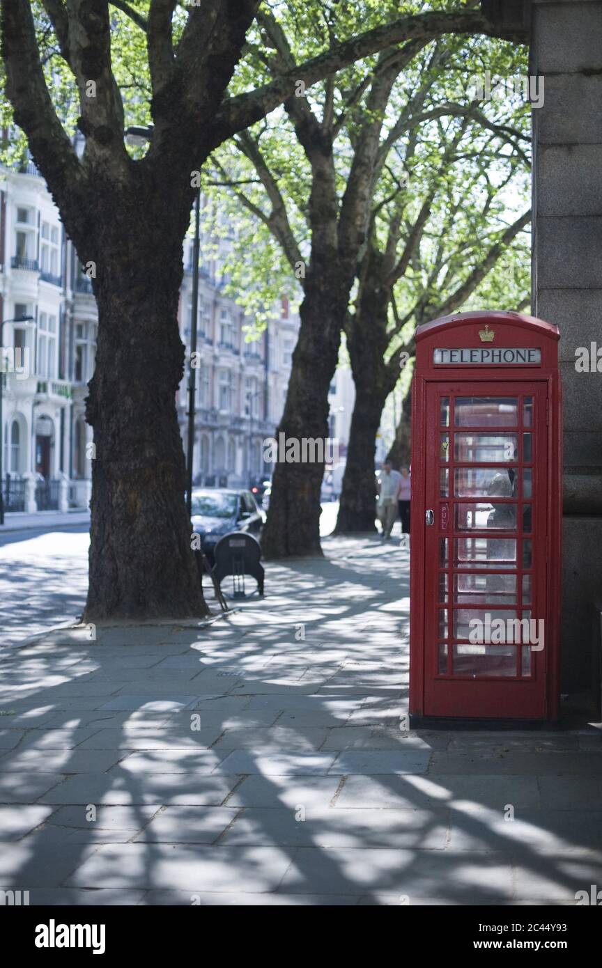 Shadow britain hi-res stock photography and images - Alamy