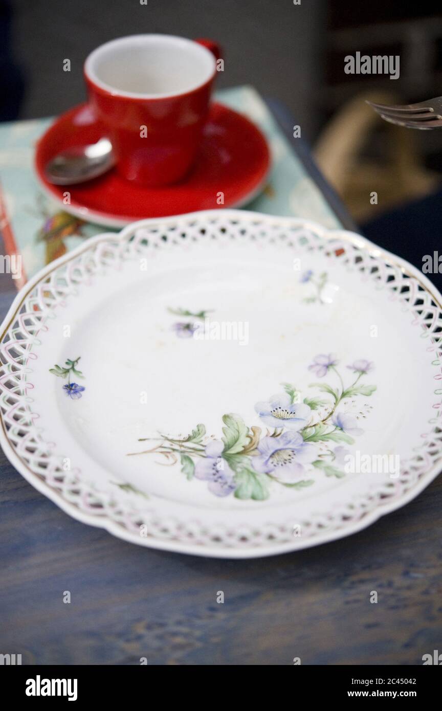 Plate and cup Stock Photo - Alamy