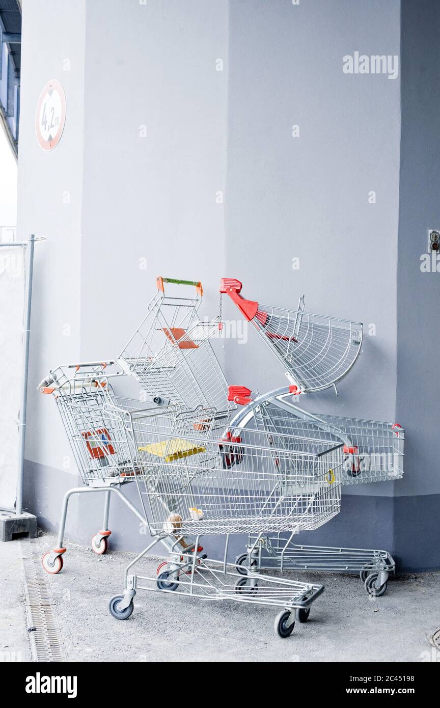 Stack of shopping carts Stock Photo - Alamy