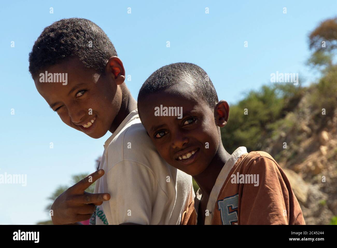 African children playing river hi-res stock photography and images - Alamy