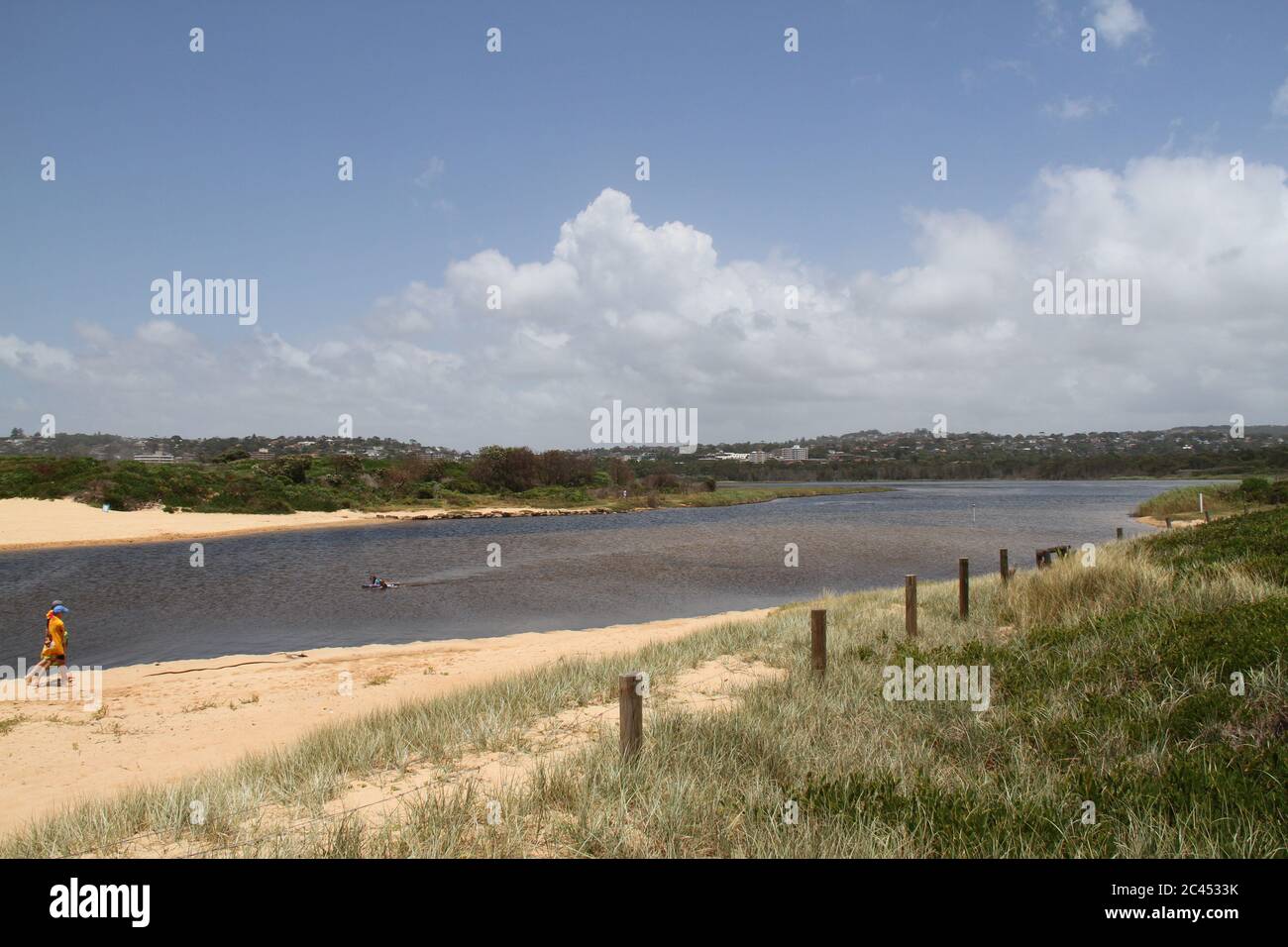 Dee Why Lagoon at Dee Why on Sydney’s Northern Beaches Stock Photo - Alamy