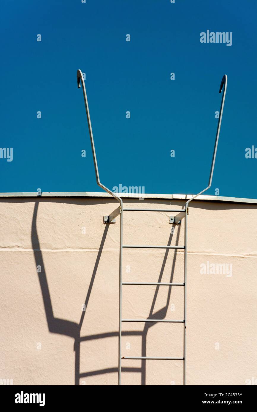 Metal ladder hi-res stock photography and images - Alamy