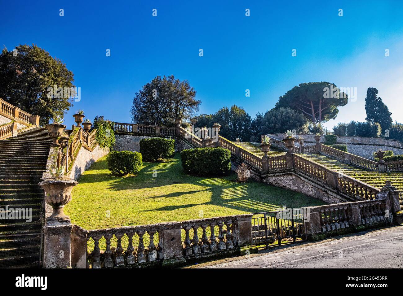 Villa aldobrandini garden hi-res stock photography and images - Alamy