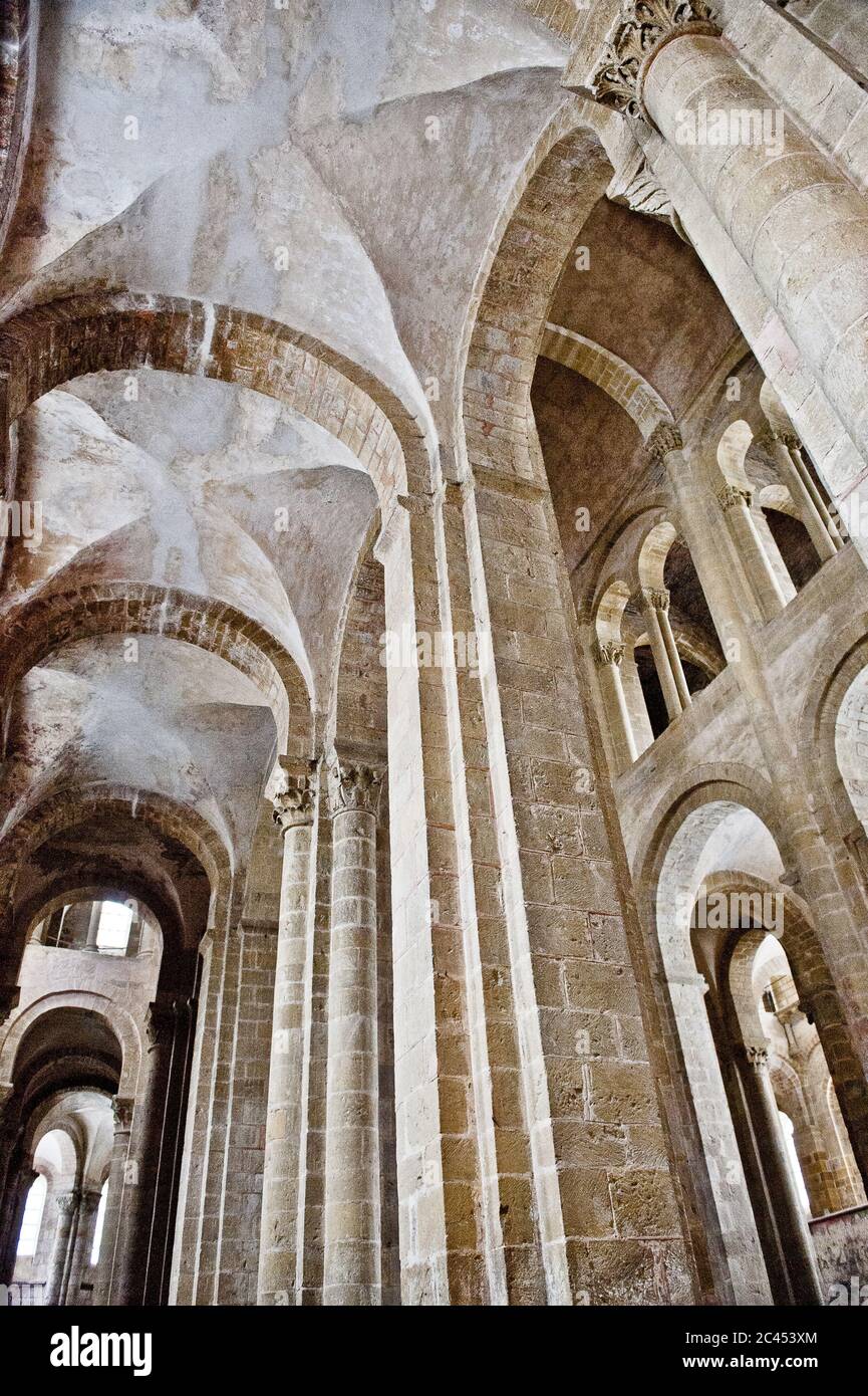 Sainte-Foy monastery church, Conques, France Stock Photo - Alamy