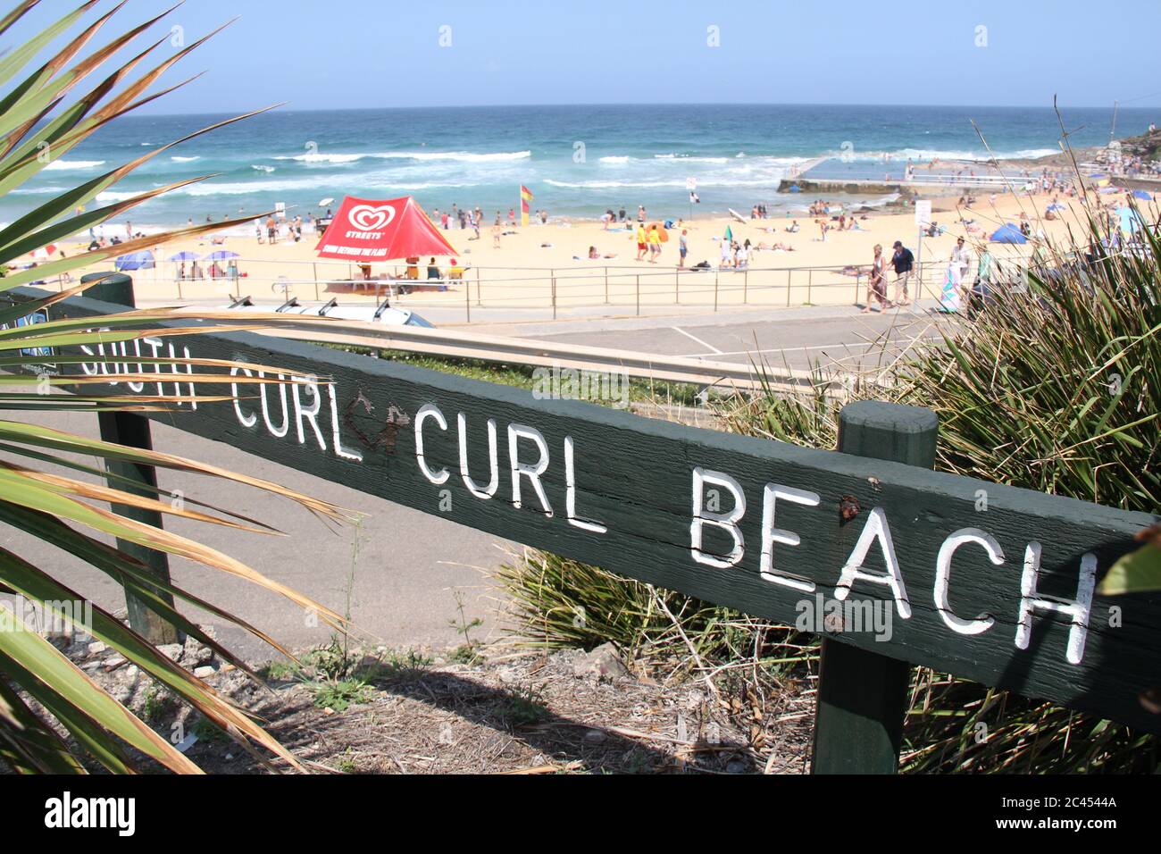 South Curl Curl Beach on Sydney’s Northern Beaches Stock Photo - Alamy